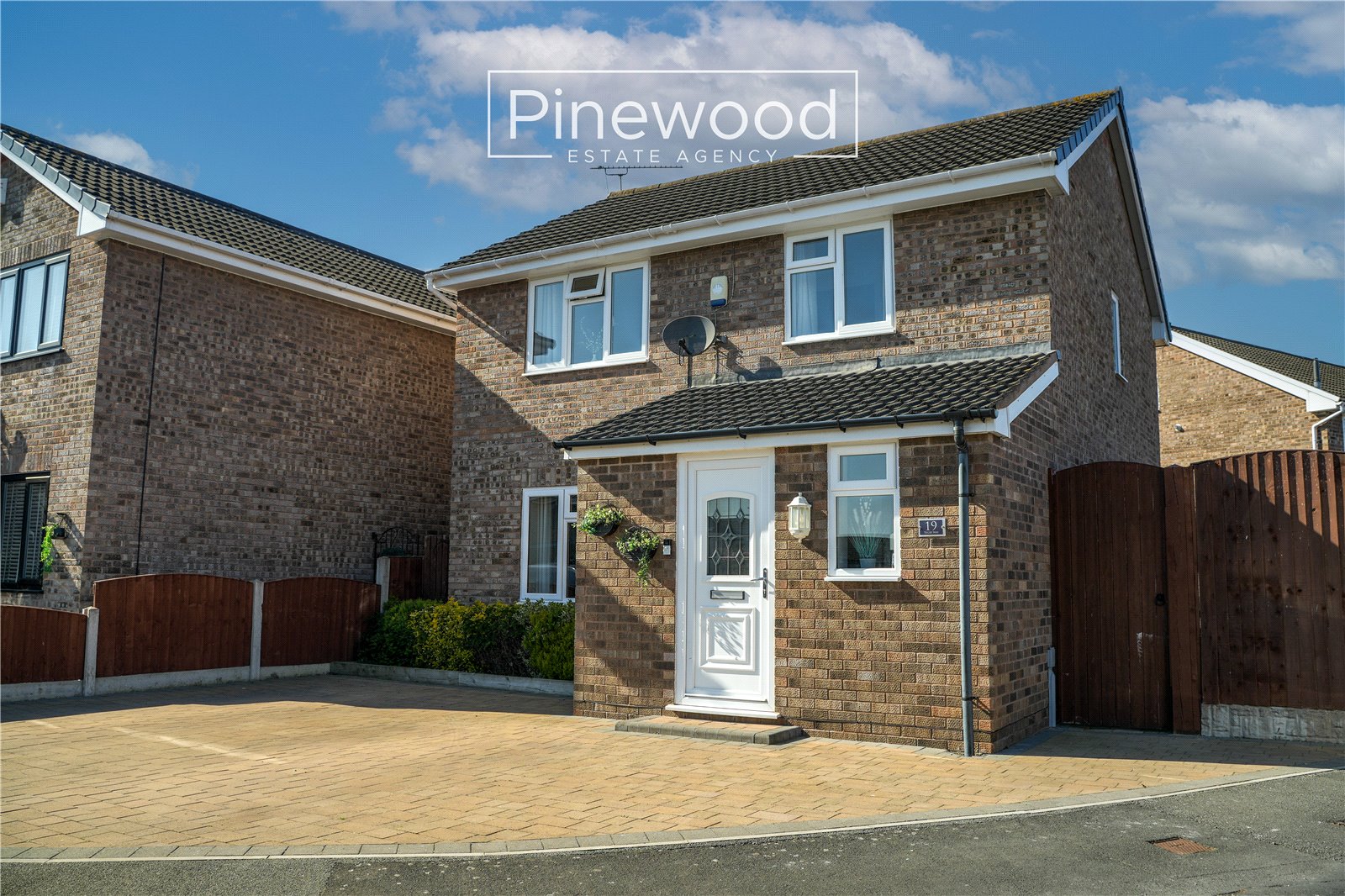 Tegid Way, Saltney, CH4 8QR – Pinewood Estate Agency